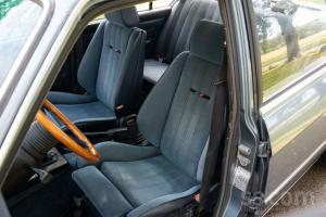 Zils BMW 525 1984 Rīga, ar dzinēja tilpumu 2.70 L un nobraukumu 216 tūkst. km par 9500 €, foto 8 vietnē AUTOMOTO.COM.LV