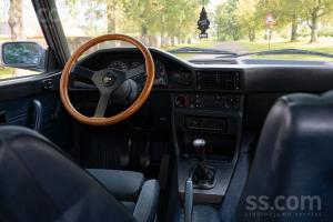 Zils BMW 525 1984 Rīga, ar dzinēja tilpumu 2.70 L un nobraukumu 216 tūkst. km par 9500 €, foto 9 vietnē AUTOMOTO.COM.LV