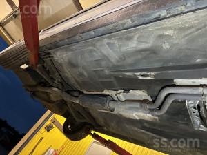 Zils BMW 525 1984 Rīga, ar dzinēja tilpumu 2.70 L un nobraukumu 216 tūkst. km par 9500 €, foto 20 vietnē AUTOMOTO.COM.LV