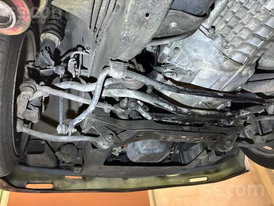 Zils BMW 525 1984 Rīga, ar dzinēja tilpumu 2.70 L un nobraukumu 216 tūkst. km par 9500 €, foto 21 vietnē AUTOMOTO.COM.LV