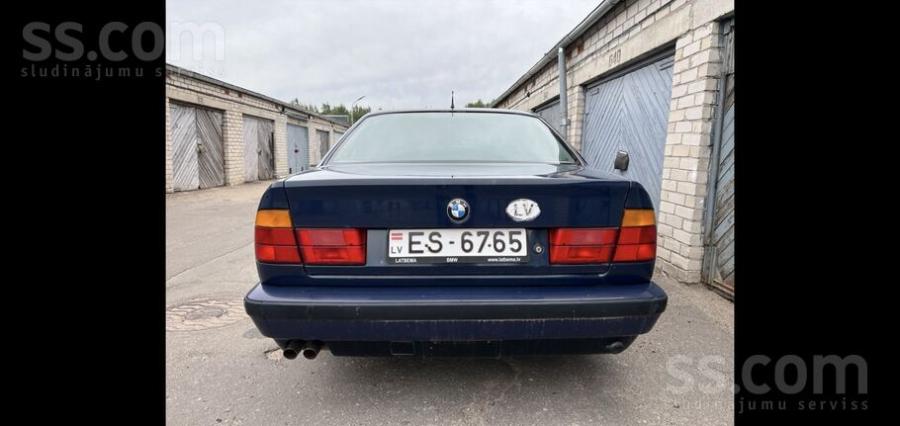 Zils BMW 525 1989 Rīga, ar dzinēja tilpumu 2.50 L un nobraukumu 317 tūkst. km par 5500 €, foto 3 vietnē AUTOMOTO.COM.LV