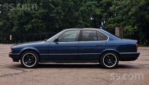 Blue BMW 525 1989 in Tallinn, with an engine capacity of 2.50 L and mileage of 303 thousand km for 4500 €, photo 4 on AUTOMOTO.COM.LV