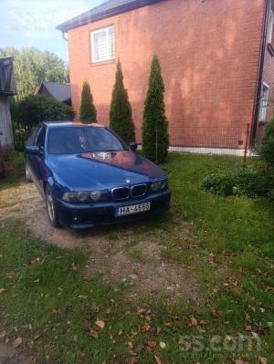 Blue BMW 525 2001 in Gulbene, with an engine capacity of 2.50 L and mileage of 301 thousand km for 2000 €, photo  on AUTOMOTO.COM.LV