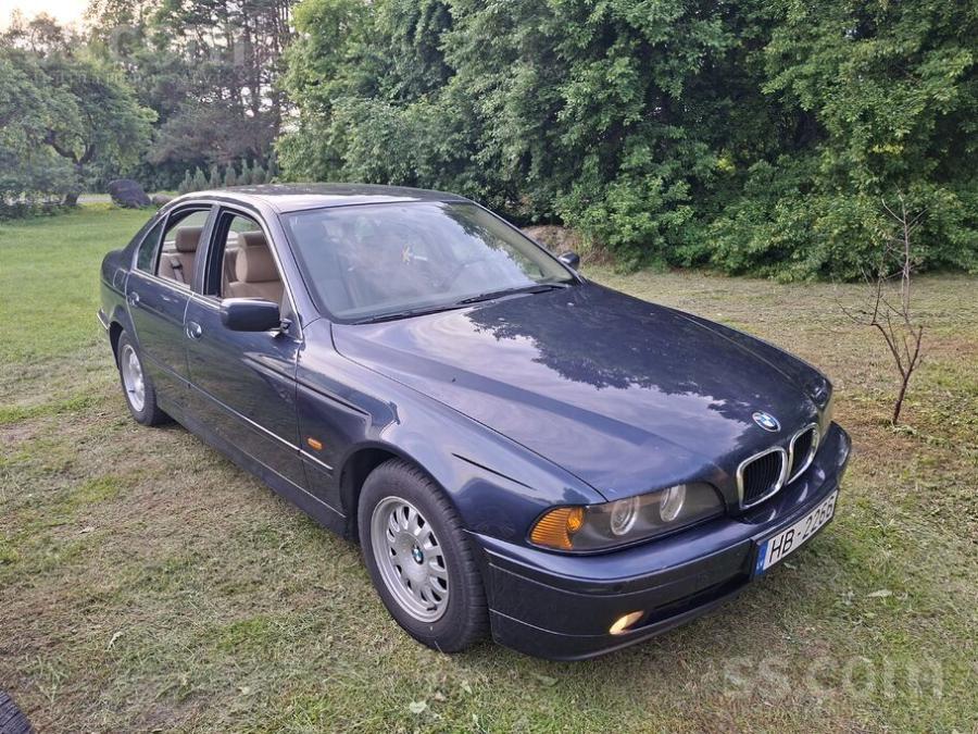 Zils BMW 525 2002 Talsi, ar dzinēja tilpumu 2.50 L un nobraukumu 228 tūkst. km par 2999 €, foto 1 vietnē AUTOMOTO.COM.LV