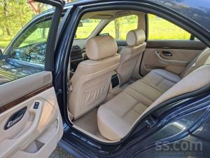 Blue BMW 525 2002 in Talsi, with an engine capacity of 2.50 L and mileage of 228 thousand km for 2600 €, photo 8 on AUTOMOTO.COM.LV