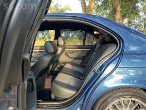 Blue BMW 525 2002 in Daugavpils, with an engine capacity of 2.50 L and mileage of 334 thousand km for 5500 €, photo 13 on AUTOMOTO.COM.LV