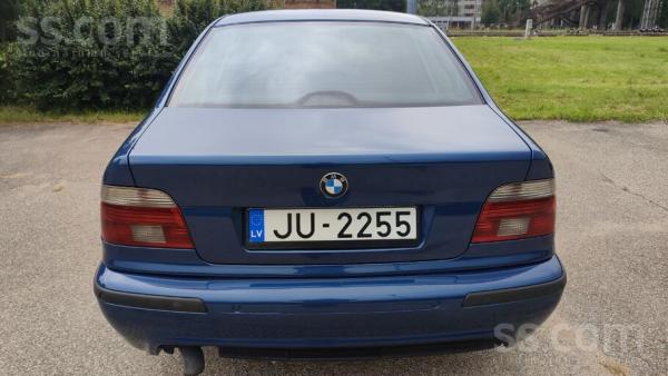 Zils BMW 525 2003 Rīga, ar dzinēja tilpumu 2.50 L un nobraukumu 410 tūkst. km par 4000 €, foto 5 vietnē AUTOMOTO.COM.LV