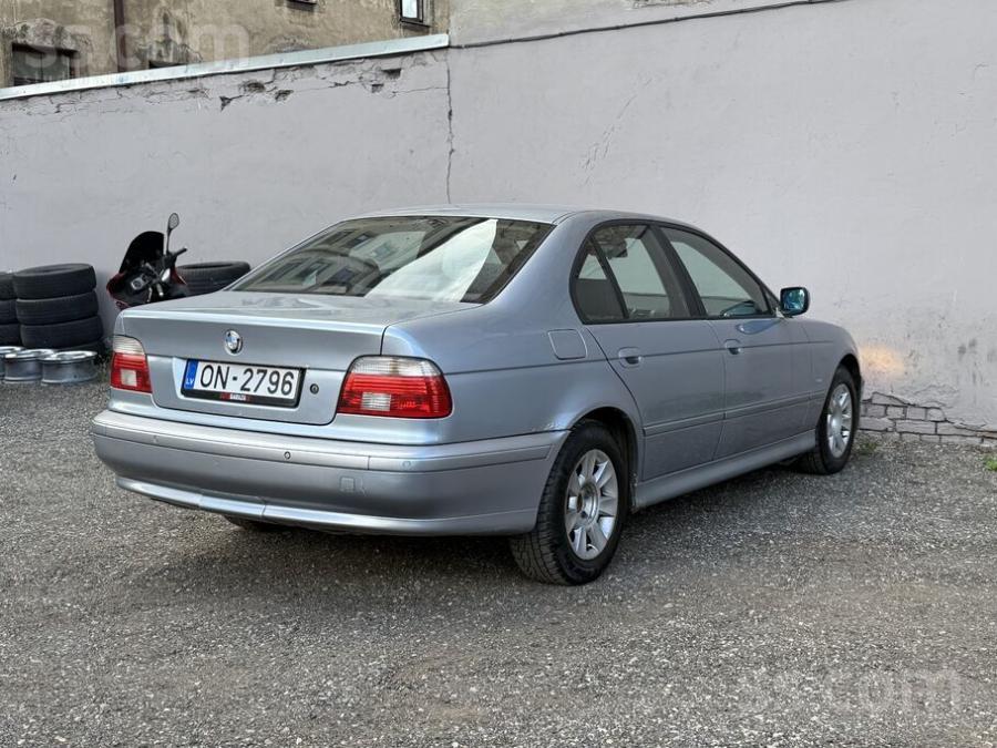 Синий БМВ 525 2003 в Рига, объемом двигателя 2.50 л и пробегом 329 тыс. км за 2490 €, фото 7 на AUTOMOTO.COM.LV