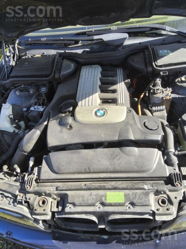 Zils BMW 525 2003 Daugavpils, ar dzinēja tilpumu 2.50 L un nobraukumu 364 tūkst. km par 1000 €, foto 10 vietnē AUTOMOTO.COM.LV