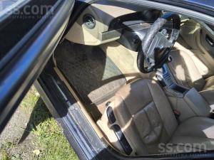 Blue BMW 525 2003 in Daugavpils, with an engine capacity of 2.50 L and mileage of 364 thousand km for 1000 €, photo 11 on AUTOMOTO.COM.LV