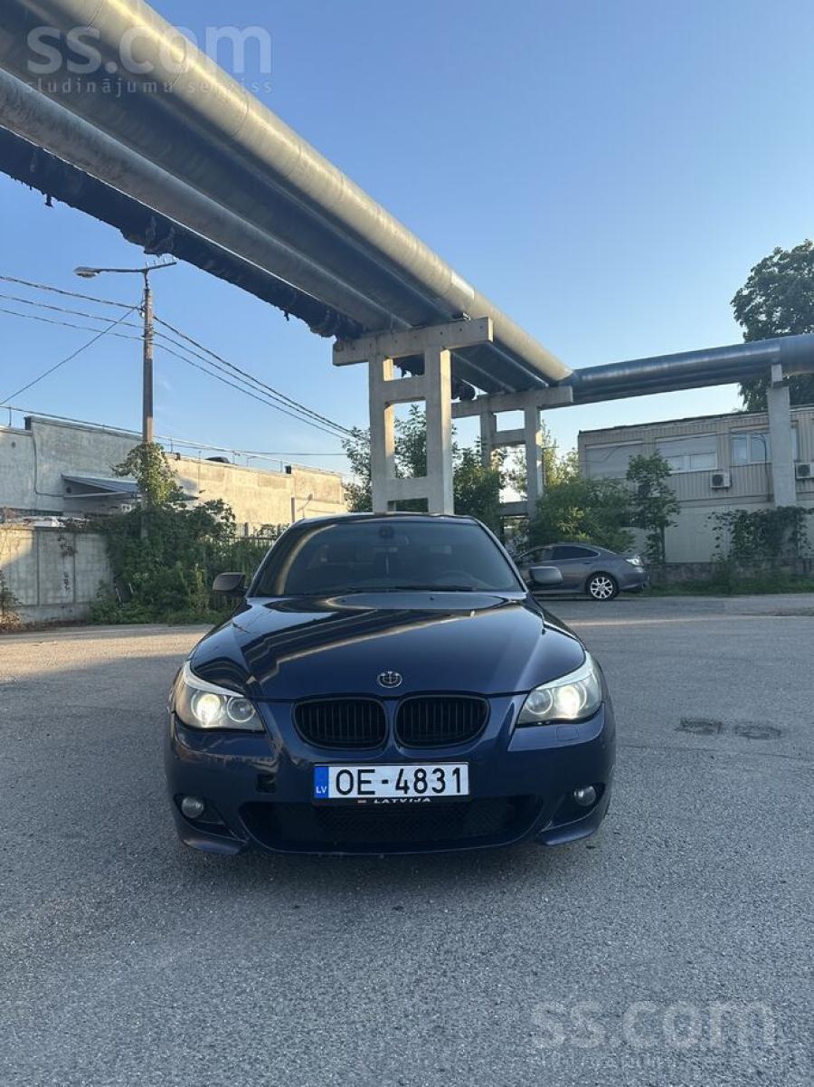 Blue BMW 525 2004 in Riga, with an engine capacity of 2.50 L and mileage of 342 thousand km for 3999 €, photo 6 on AUTOMOTO.COM.LV