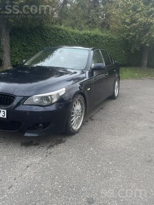 Blue BMW 525 2004 in Daugavpils, with an engine capacity of 2.50 L and mileage of 525 thousand km for 2600 €, photo 3 on AUTOMOTO.COM.LV