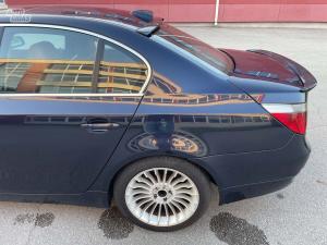 Zils BMW 525 2004 Klaipėda, ar dzinēja tilpumu 2.50 L un nobraukumu 374 tūkst. km par 2800 €, foto 10 vietnē AUTOMOTO.COM.LV