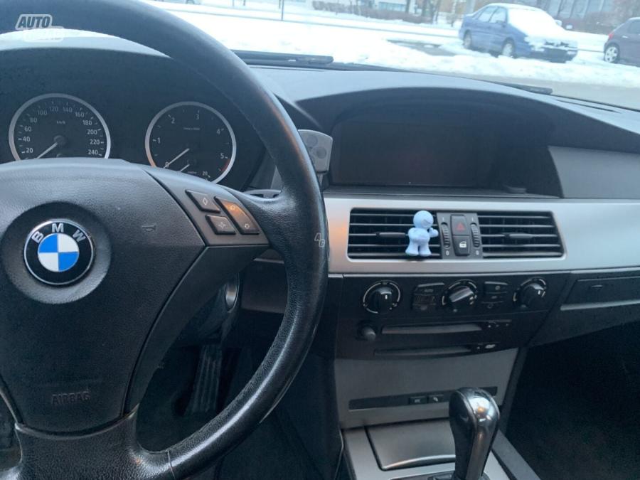 Blue BMW 525 2005 in Kaunas, with an engine capacity of 2.50 L and mileage of 425 thousand km for 2100 €, photo 11 on AUTOMOTO.COM.LV