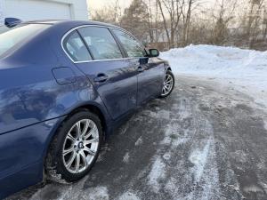 Blue BMW 525 2005 in Kaunas, with an engine capacity of 2.50 L and mileage of 390 thousand km for 2800 €, photo 11 on AUTOMOTO.COM.LV