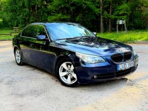 Zils BMW 525 2005 Kauņa, ar dzinēja tilpumu 2.50 L un nobraukumu 440 tūkst. km par 2590 €, foto  vietnē AUTOMOTO.COM.LV
