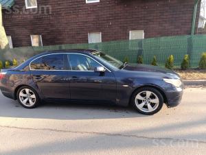 Zils BMW 525 2005 Rīga, ar dzinēja tilpumu 2.50 L un nobraukumu 380 tūkst. km par 2650 €, foto 4 vietnē AUTOMOTO.COM.LV