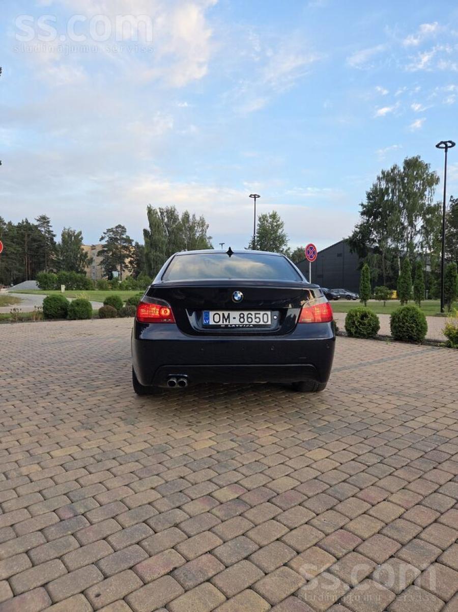 Blue BMW 525 2005 in Riga, with an engine capacity of 2.50 L and mileage of 345 thousand km for 3450 €, photo 3 on AUTOMOTO.COM.LV