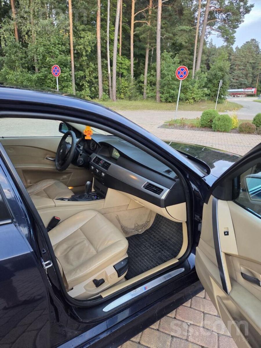 Blue BMW 525 2005 in Riga, with an engine capacity of 2.50 L and mileage of 345 thousand km for 3450 €, photo 11 on AUTOMOTO.COM.LV