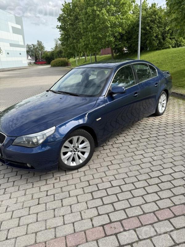 Zils BMW 525 2006 Dobele, ar dzinēja tilpumu 2.50 L un nobraukumu 402 tūkst. km par 3100 €, foto 3 vietnē AUTOMOTO.COM.LV