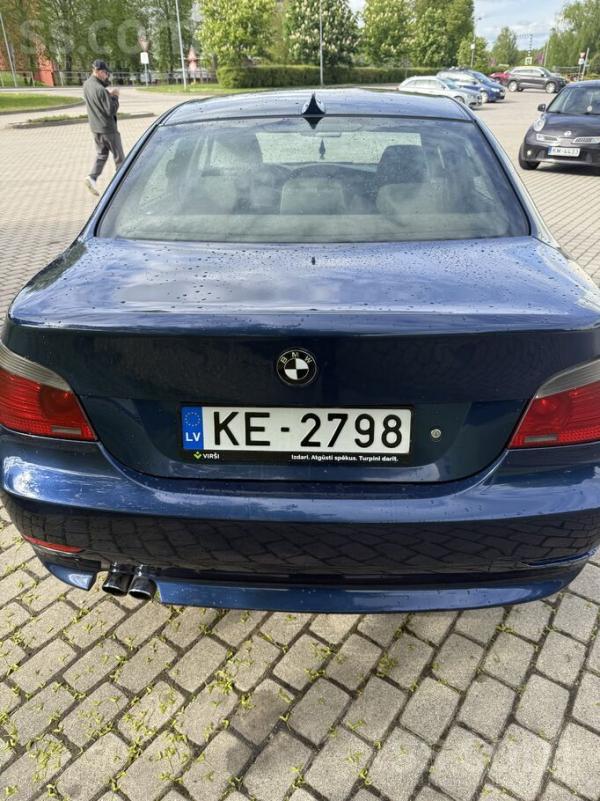 Zils BMW 525 2006 Dobele, ar dzinēja tilpumu 2.50 L un nobraukumu 402 tūkst. km par 3100 €, foto 8 vietnē AUTOMOTO.COM.LV