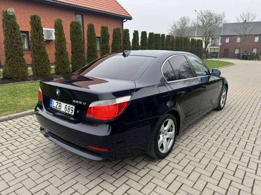 Zils BMW 525 2006 Klaipėda, ar dzinēja tilpumu 2.50 L un nobraukumu 316 tūkst. km par 2900 €, foto 5 vietnē AUTOMOTO.COM.LV