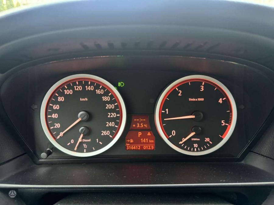 Zils BMW 525 2006 Klaipėda, ar dzinēja tilpumu 2.50 L un nobraukumu 316 tūkst. km par 2900 €, foto 15 vietnē AUTOMOTO.COM.LV