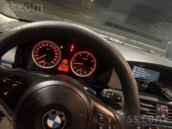 Zils BMW 525 2006 Saldus, ar dzinēja tilpumu 2.50 L un nobraukumu 470 tūkst. km par 3000 €, foto 4 vietnē AUTOMOTO.COM.LV