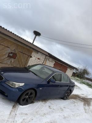 Zils BMW 525 2006 Saldus, ar dzinēja tilpumu 2.50 L un nobraukumu 400 tūkst. km par 2600 €, foto 2 vietnē AUTOMOTO.COM.LV