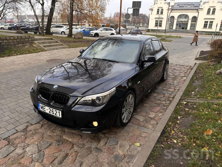 Blue BMW 525 2006 in Liepaja, with an engine capacity of 2.50 L and mileage of 407 thousand km for 4600 €, photo 1 on AUTOMOTO.COM.LV