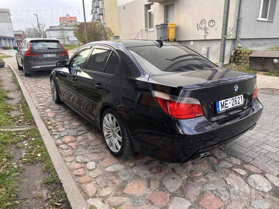 Blue BMW 525 2006 in Liepaja, with an engine capacity of 2.50 L and mileage of 407 thousand km for 4600 €, photo 5 on AUTOMOTO.COM.LV
