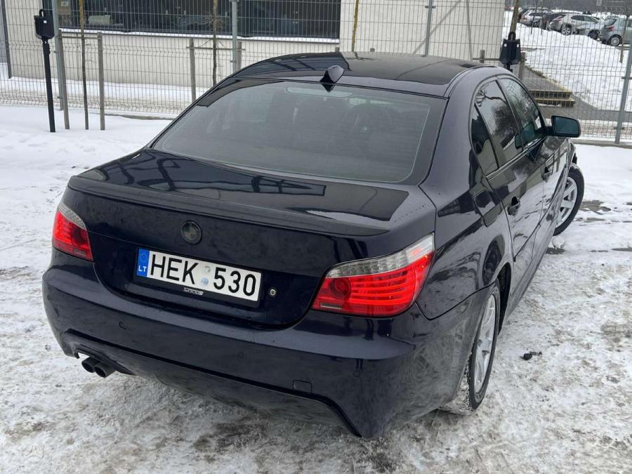 Zils BMW 525 2006 Kauņa, ar dzinēja tilpumu 2.50 L un nobraukumu 450 tūkst. km par 2950 €, foto 15 vietnē AUTOMOTO.COM.LV