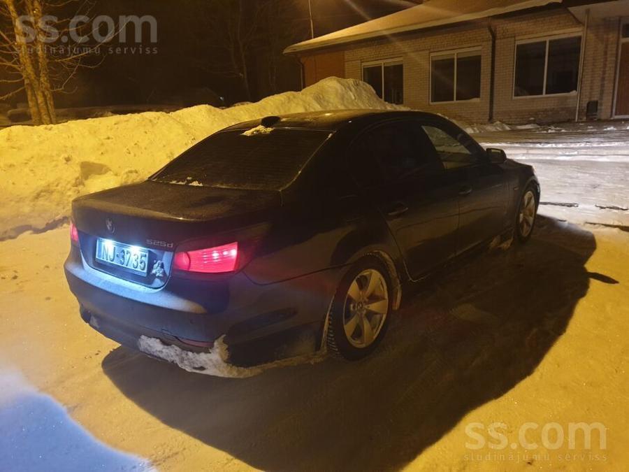 Синий БМВ 525 2006 в Лудза, объемом двигателя 2.50 л и пробегом 443 тыс. км за 1800 €, фото 7 на AUTOMOTO.COM.LV