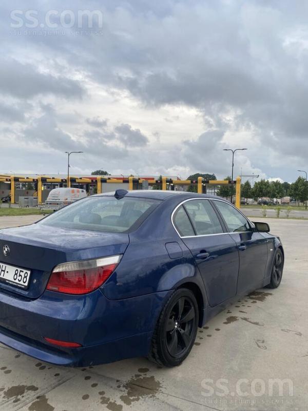 Blue BMW 525 2006 in Liepaja, with an engine capacity of 2.50 L and mileage of 434 thousand km for 3500 €, photo 3 on AUTOMOTO.COM.LV