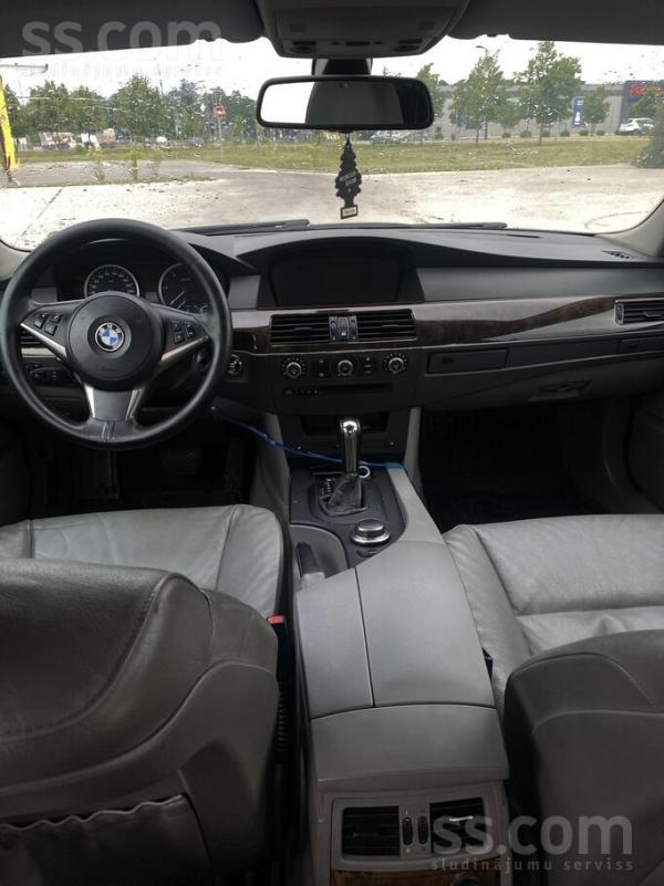 Blue BMW 525 2006 in Liepaja, with an engine capacity of 2.50 L and mileage of 434 thousand km for 3500 €, photo 7 on AUTOMOTO.COM.LV