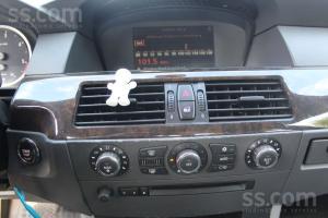 Blue BMW 525 2006 in Liepaja, with an engine capacity of 2.50 L and mileage of 436 thousand km for 3450 €, photo 17 on AUTOMOTO.COM.LV