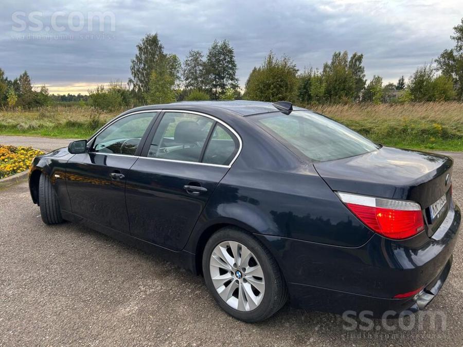 Blue BMW 525 2006 in Jekabpils, with an engine capacity of 2.50 L and mileage of 472 thousand km for 2500 €, photo 3 on AUTOMOTO.COM.LV