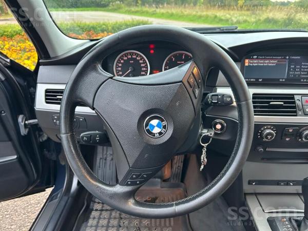 Zils BMW 525 2006 Jēkabpils, ar dzinēja tilpumu 2.50 L un nobraukumu 472 tūkst. km par 2500 €, foto 11 vietnē AUTOMOTO.COM.LV