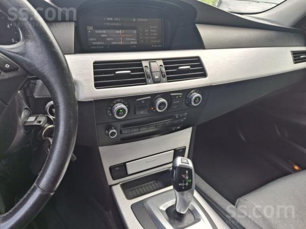 Zils BMW 525 2007 Rīga, ar dzinēja tilpumu 3.00 L un nobraukumu 367 tūkst. km par 4290 €, foto 10 vietnē AUTOMOTO.COM.LV