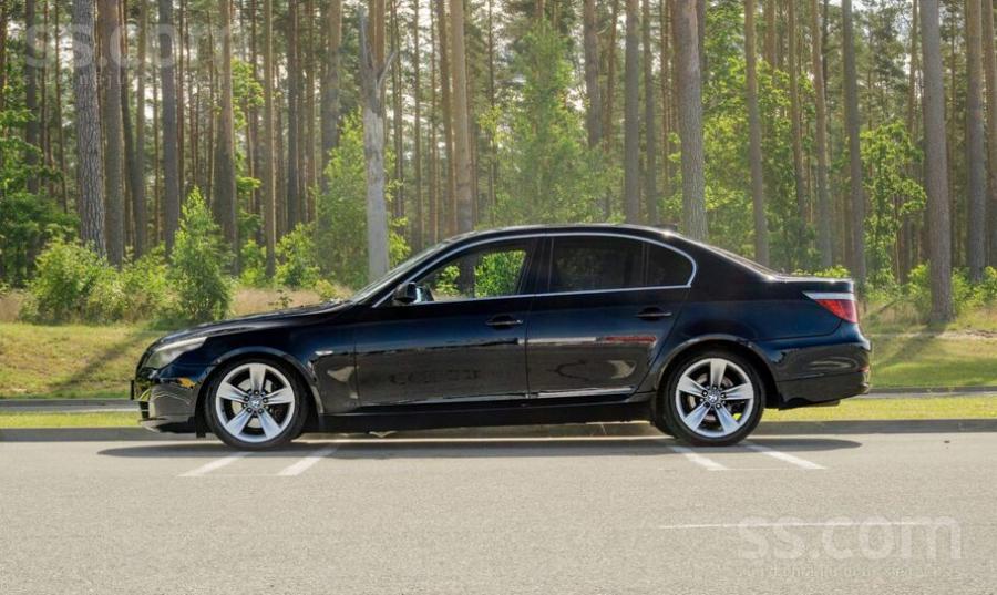 Zils BMW 525 2007 Rīga, ar dzinēja tilpumu 3.00 L un nobraukumu 367 tūkst. km par 4290 €, foto 5 vietnē AUTOMOTO.COM.LV