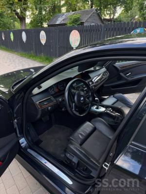 Blue BMW 525 2007 in Rezekne, with an engine capacity of 3.00 L and mileage of 402 thousand km for 6650 €, photo 11 on AUTOMOTO.COM.LV
