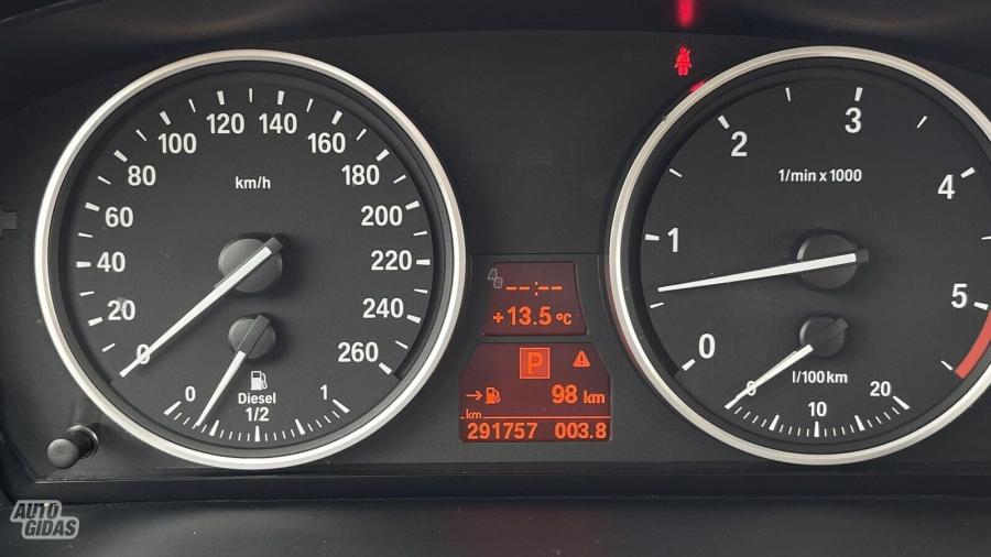 Blue BMW 525 2007 in Marijampole, with an engine capacity of 3.00 L and mileage of 292 thousand km for 3990 €, photo 20 on AUTOMOTO.COM.LV