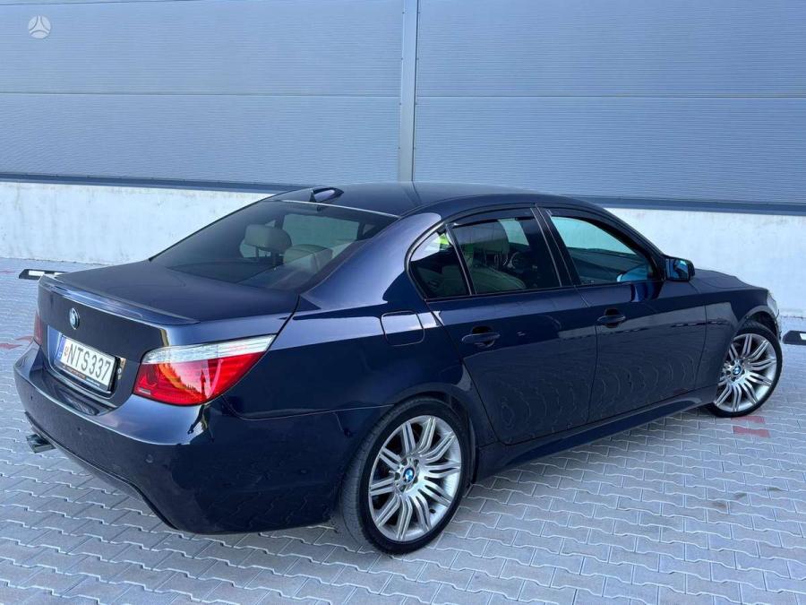 Zils BMW 525 2007 Šauļi, ar dzinēja tilpumu 2.50 L un nobraukumu 250 tūkst. km par 6300 €, foto 5 vietnē AUTOMOTO.COM.LV