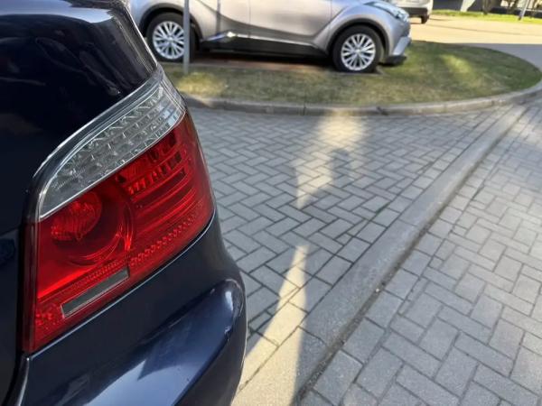 Zils BMW 525 2007 Rīga, ar dzinēja tilpumu 3.00 L un nobraukumu 331 tūkst. km par 4690 €, foto 6 vietnē AUTOMOTO.COM.LV