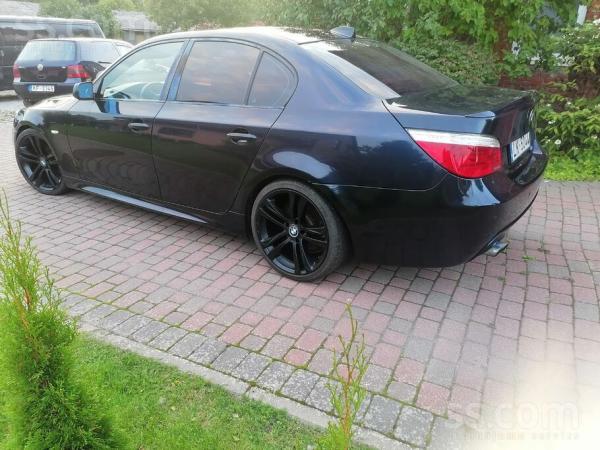 Zils BMW 525 2007 Liepāja, ar dzinēja tilpumu 3.00 L un nobraukumu 265 tūkst. km par 5900 €, foto 4 vietnē AUTOMOTO.COM.LV