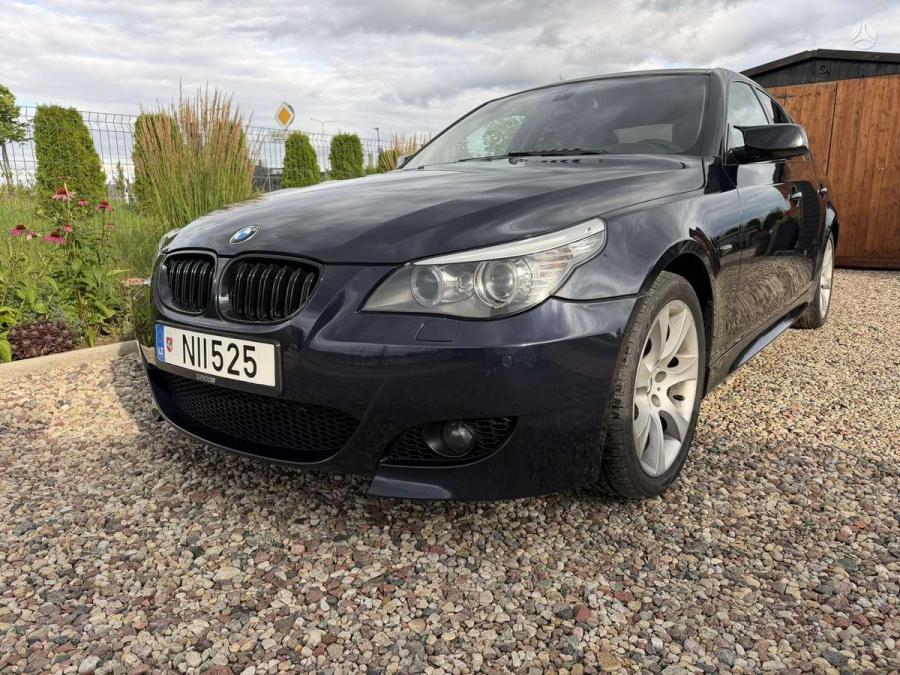 Zils BMW 525 2007 Viļņa, ar dzinēja tilpumu 2.50 L un nobraukumu 273 tūkst. km par 4200 €, foto 1 vietnē AUTOMOTO.COM.LV