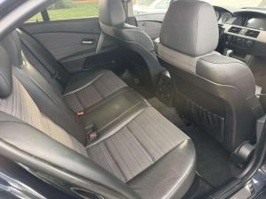 Zils BMW 525 2007 Viļņa, ar dzinēja tilpumu 2.50 L un nobraukumu 273 tūkst. km par 4200 €, foto 23 vietnē AUTOMOTO.COM.LV