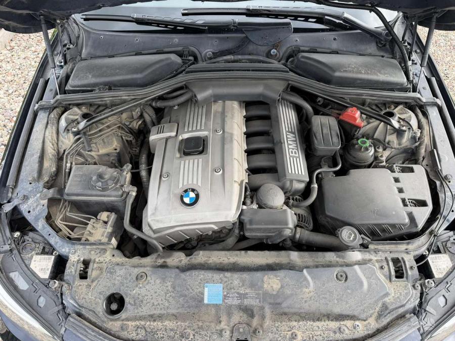 Zils BMW 525 2007 Viļņa, ar dzinēja tilpumu 2.50 L un nobraukumu 273 tūkst. km par 4200 €, foto 26 vietnē AUTOMOTO.COM.LV