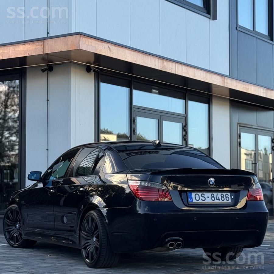 Blue BMW 525 2007 in Riga, with an engine capacity of 3.00 L and mileage of 285 thousand km for 6350 €, photo 12 on AUTOMOTO.COM.LV