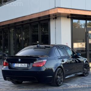 Blue BMW 525 2007 in Riga, with an engine capacity of 3.00 L and mileage of 285 thousand km for 6350 €, photo 13 on AUTOMOTO.COM.LV